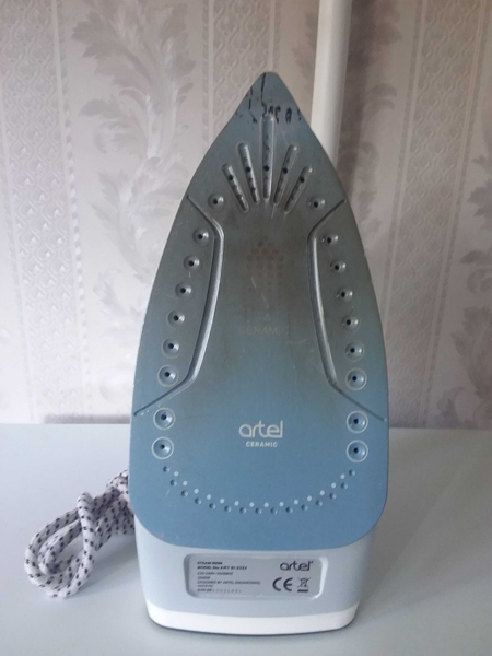 Утюг Artel ART-SI-2322 Работает Лампочка Горит НО НЕ Нагревается