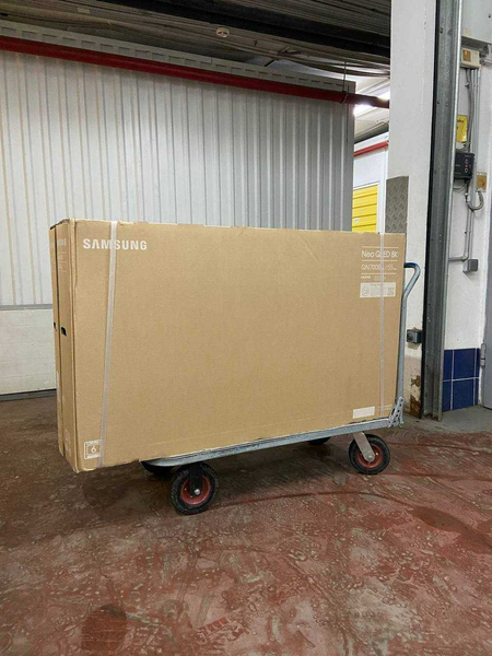 Продаю новые 8К телевизоры Samsung 55QN700BUXCE
