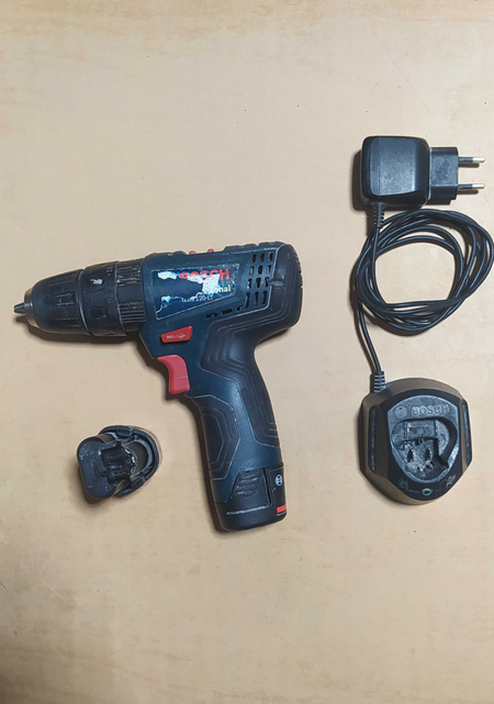 Шуруповерт Bosch GSR 120 LI, 12 В, LI-Ion 2.0 Ач.