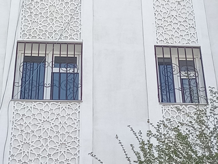 Yashash tayyor 3 xonali kvartira tez va arzon sotiladi