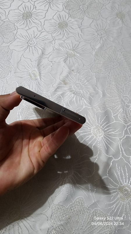 Samsung note 20 ultra sotiladi abmen bor