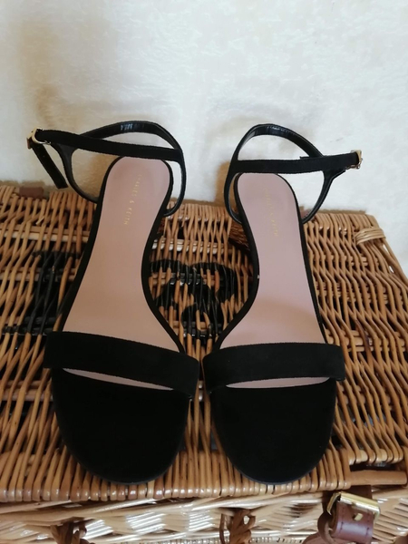 Новые Босоножки Charles & Keith
