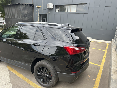 Продаю Equinox 2020 Rs. Black. Как новая
