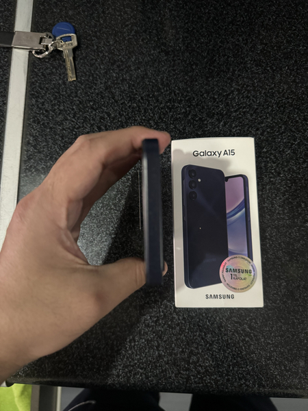 samsung a15 8.256g holati ideal karopka dak bor