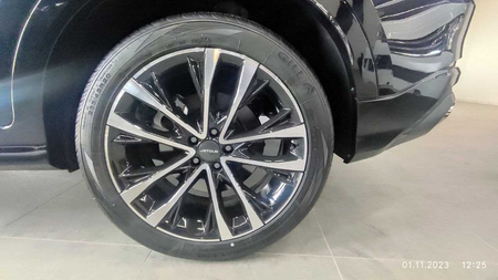 JETOUR X70 PLUS full pozitsiya, arzon narx va 1 yil garantiya
