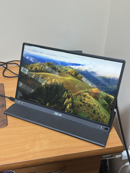 Продается экран Asus