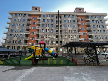 Yashnobod tumanida 3 xonali uy srochna sotiladi