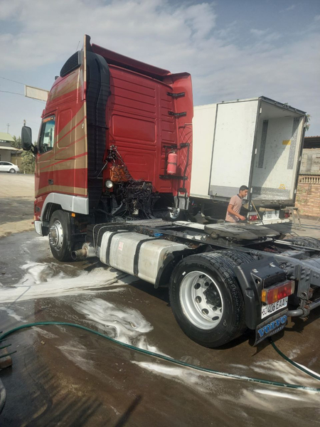 VOLVO FH12 срочна Сотилади