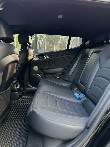 KIA Stinger GT AWD