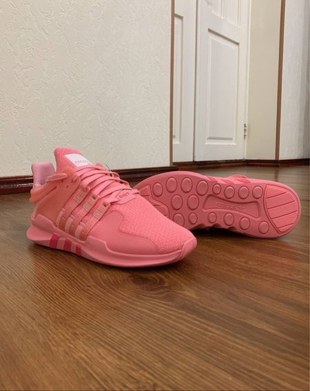 Adidas женские кроссовки