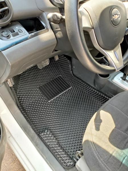 Chevrolet Spark moshinasi uchun Eva polik