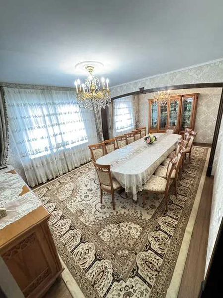 Сдаётся квартира 6/4/9 ул.Шахристанская, Банковская 200 кв.м ID: 54855