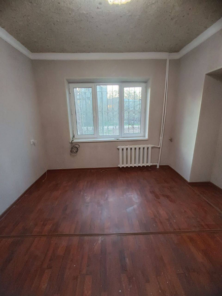 Продаю 1 ком на Чиланзаре