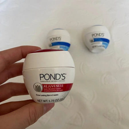 Pond's krem. Amerika zubnay pastasi, hamma Amerika mahsulotlari bizda.