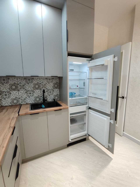 Собственник / Продам СВОЮ 3х комнатную квартиру Высокопотолочка