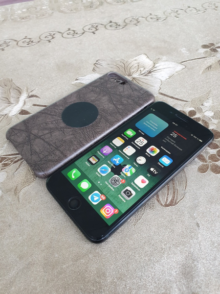 Iphone 7 Plus 128 ideal radnoy ochilmagan