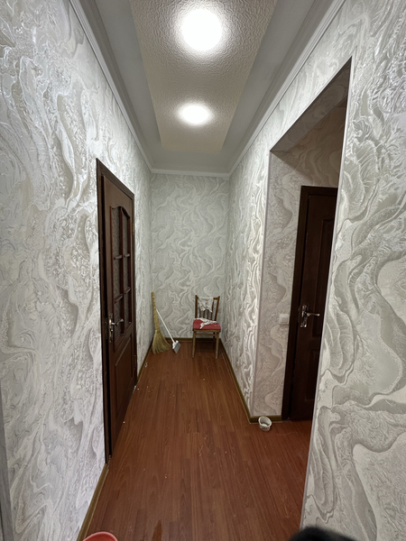 Qoraqamich 2/5 2/3/4 balkon 2/6 srochno sotiladi remontli uy