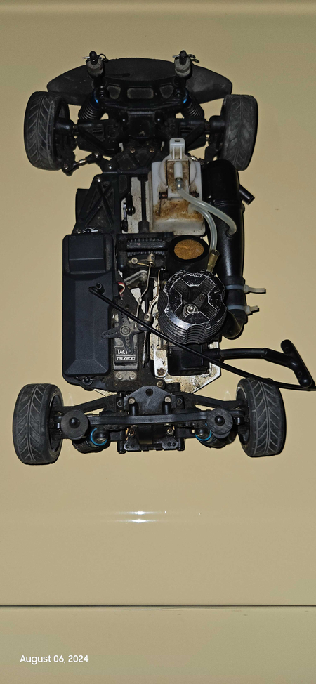 RC мoдель c ДВС Mercedes нитpo 18