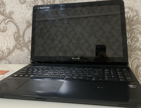 Sony VAIO зор холатда, кам ишлатилган - сотилади