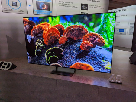 Телевизор Samsung UE-55AU7500 55