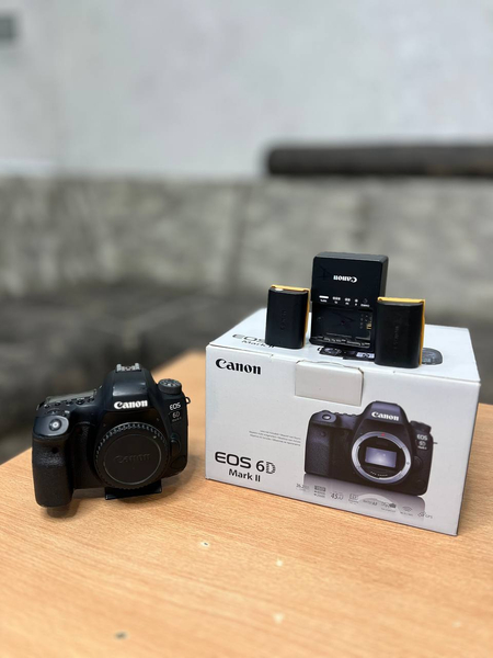 Canon 6d mark2 body