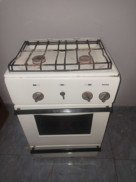 Rossiysskiy gaz plita komforka sotiladi yaxshi holatda