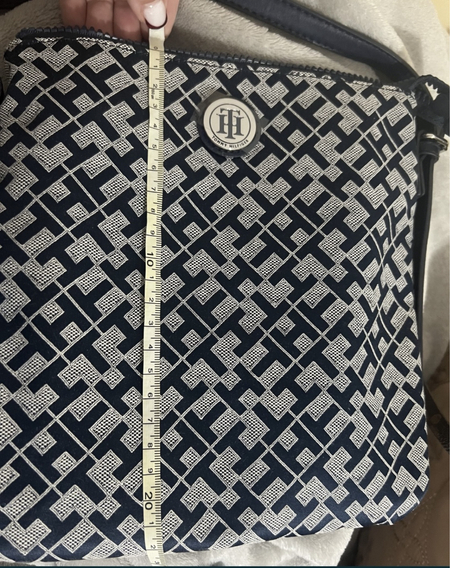 Сумка  Tommy Hilfiger