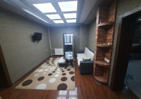 G‘afur G‘ulom metro yaqinida Oilaga va qizlarga