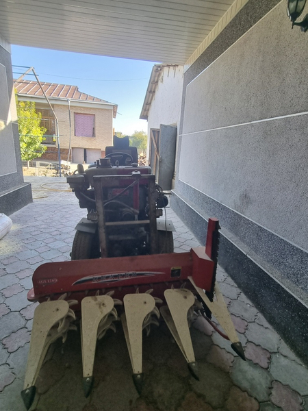 Mini traktor sotiladi yer ham haydeydi frezasi bor mosh luya beda maka