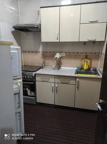 Продаётся Чиланзар 10  2/2/4 балкон 1.5 *3 Панель