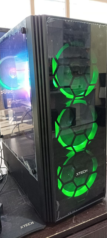 i7 4770 4  avlod 16 gbozu 128 ssd videokarta 4gb 256 mbit sek.. RGB ke