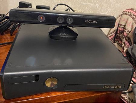 Продам Xbox 360