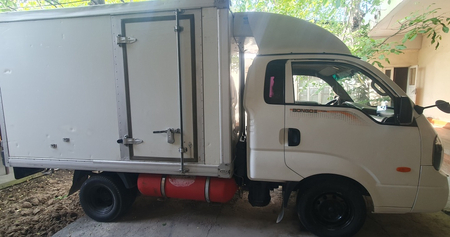 KIA Bongo 3 sotiladi...REFRIGERATOR