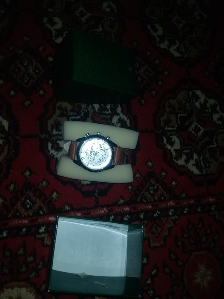 SOAT va i16 max airpods sotiladi