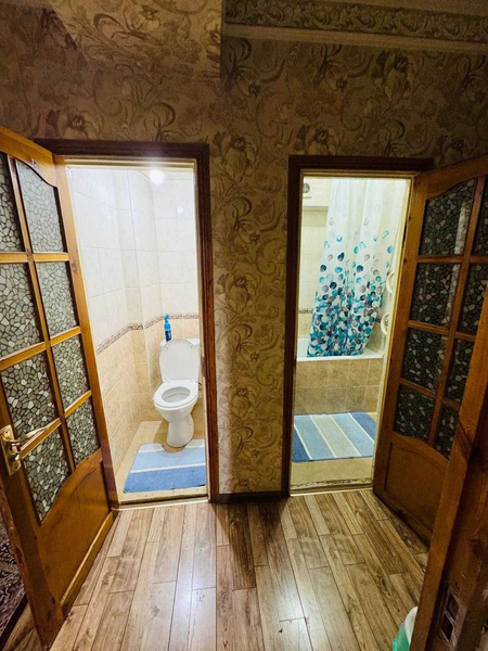 Продам 5-ти комнатную квартиру 150м2