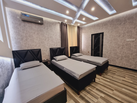 Dacha Black star charvak