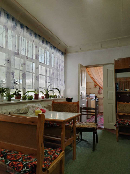 Продаётся дом площадью 160кв.м на земельном участке 8 соток