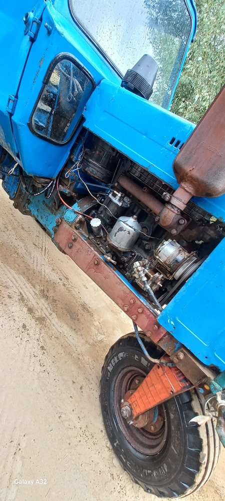 MTZ 80 Traktori Sotiladi