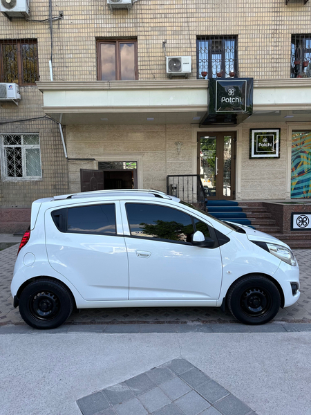 Spark 4-pozitsa Aftomat Srochna sotiladi