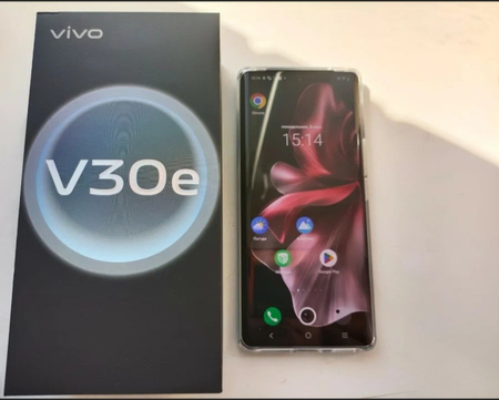 Vivi v30e 16/256
