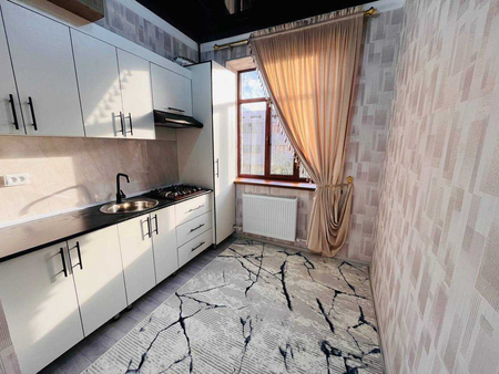 Продаётся 2х комн квартира на 3 этаже Ор-р Конечка