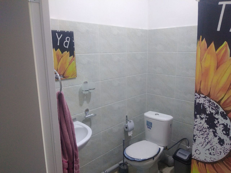 Uy sotiladi !  46 m2  2 xonali!