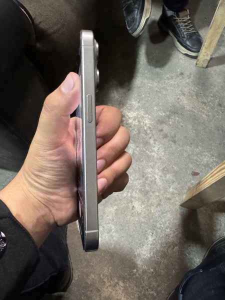 Iphone 15 pro 128 GB