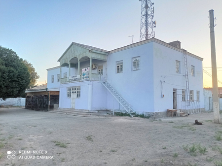 Икки каватли бино арендага берилади