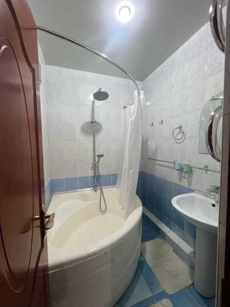 Паркентский банковская 3(4)-комнатная,7/9 92 м²,ремонт меб/тех