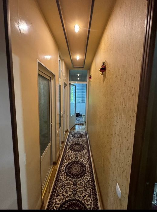 Срочно. Ю11. 2ком. 2этаж. Не торец. Можно в Ипотеку