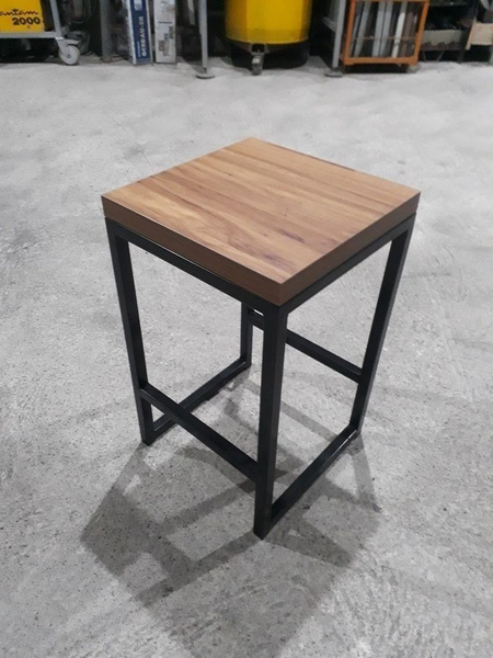 Loft taburetkalar
