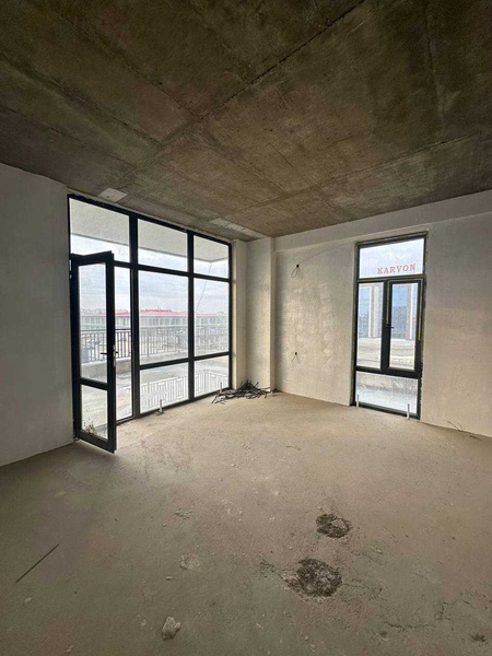 2 xonali 63 m2 10 qavatli Yangi liftli domning 3 qavat