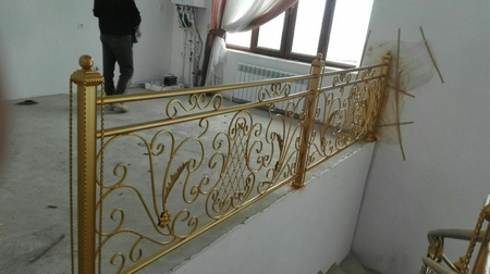 Darvoza va temir panjaralar yasaymiz va o'rnatib beramiz