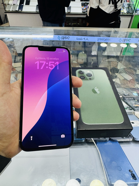 iPhone 13 Pro 128 gb green